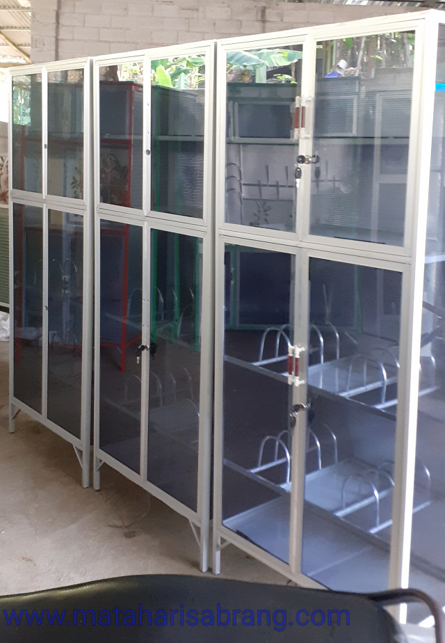 Rak piring full box 4 pintu | Mataharisabrang